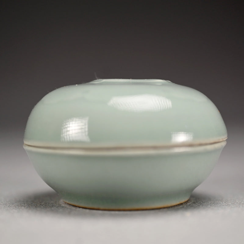 Dog Kogo Incense Case ー初代 諏訪蘇山 "猿 香合" / Suwa Sozan I – Kura Monzen Gallery