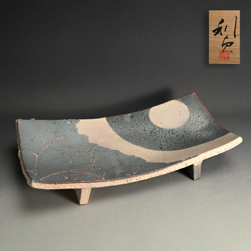 Nezumi Shino Platter ー若尾 利貞 “鼡志野長板” / Wakao Toshisada – Kura Monzen Gallery
